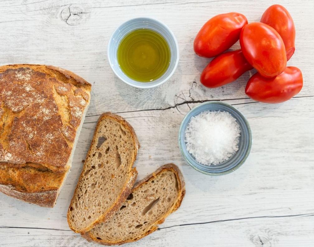 Pane e pomodoro: la ricetta della Food Academy|Elior.it